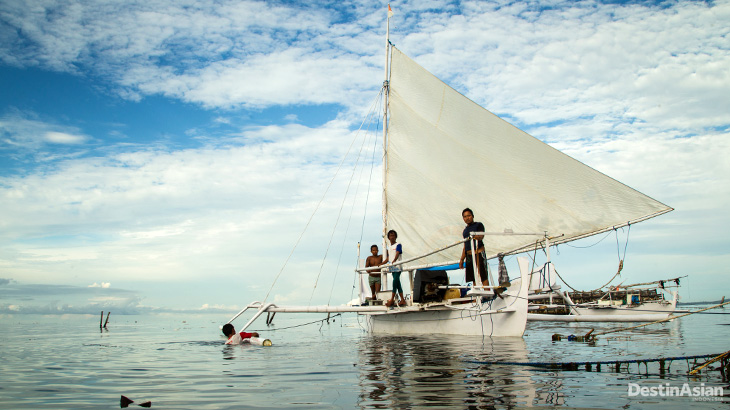 Menelusuri Sejarah Sandek, Perahu Tercepat Indonesia - DestinAsian ...