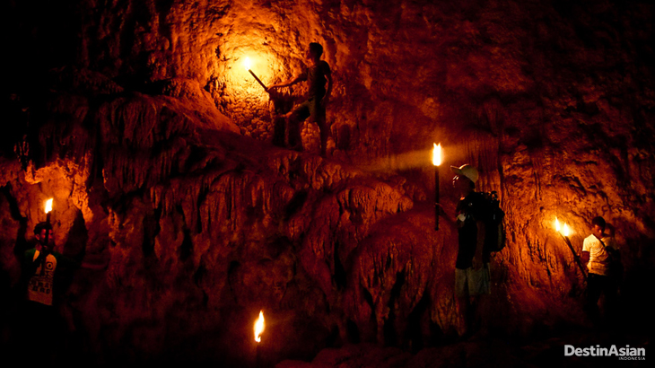 Petualangan Membuka Tabir Halmahera Tengah - DestinAsian Indonesia